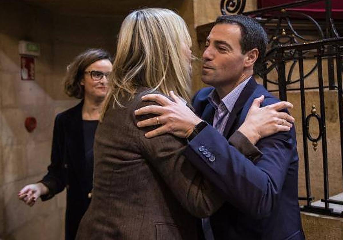 Pradales se despide de la Diputación después de doce años | El Correo